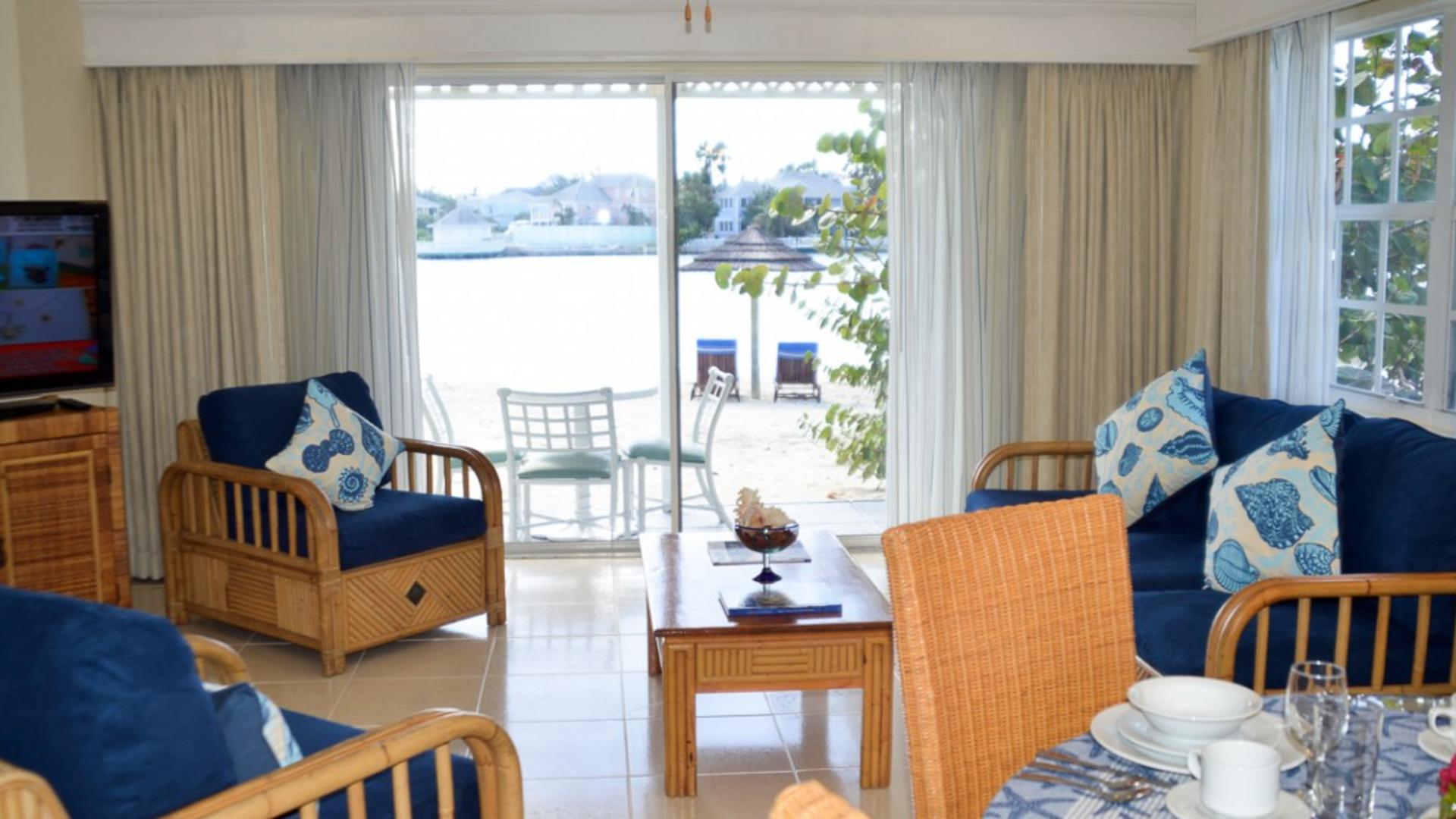 Sandyport Beach Resort - Deep Blue Adventures