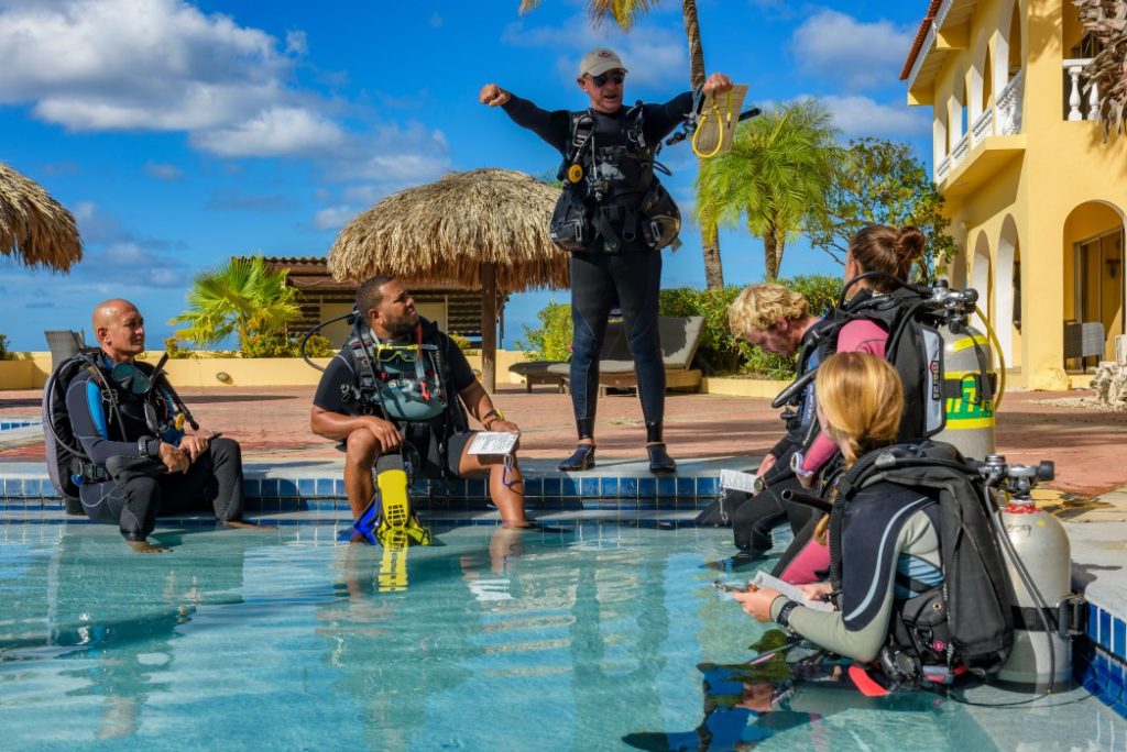 Buddy Dive Resort - Deep Blue Adventures
